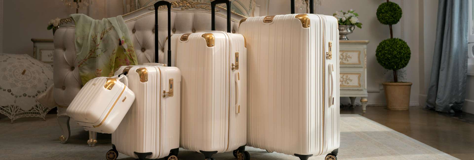 Best Luxury Carry-On Luggage 2025 – Travel Curator