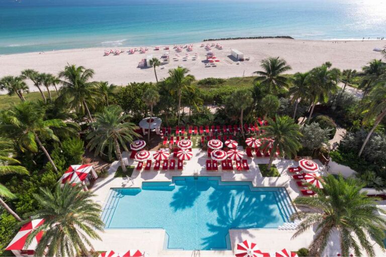 Best Luxury Hotel Pools and Beach Clubs in the World – Travel Curator